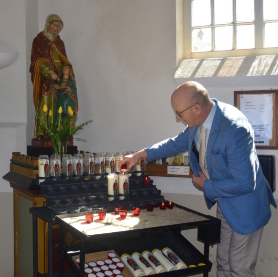 Joost de Bont als voorganger - Parochie De Goede Herder